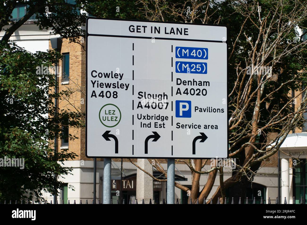 Ulez penalty charge notice hi-res stock photography and images - Alamy