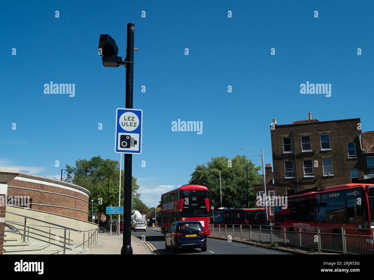 Uxbridge, UK. 23rd August, 2023. New ULEZ cameras and signs (pictured ...