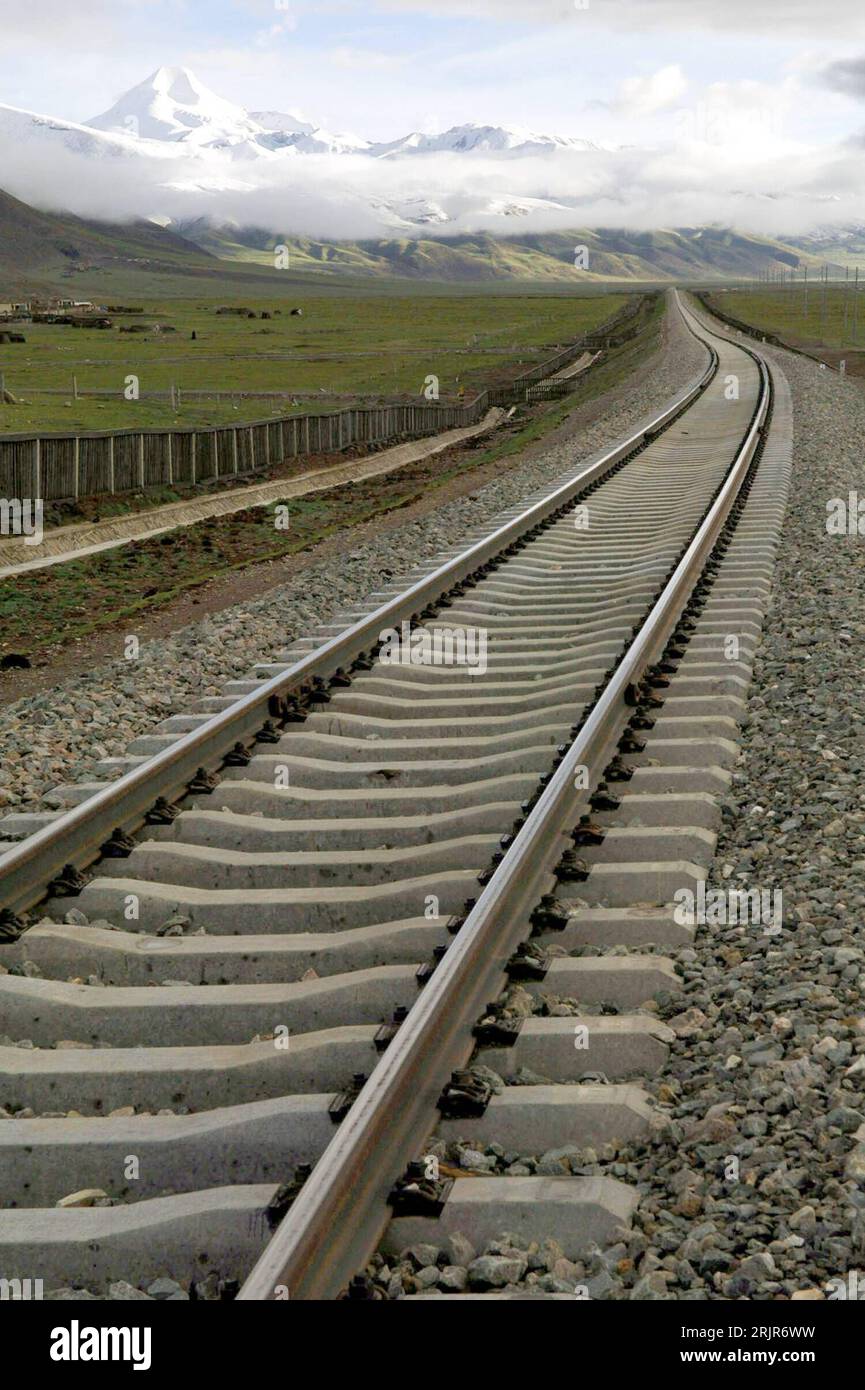 Totale bahngleise hi-res stock photography and images - Alamy