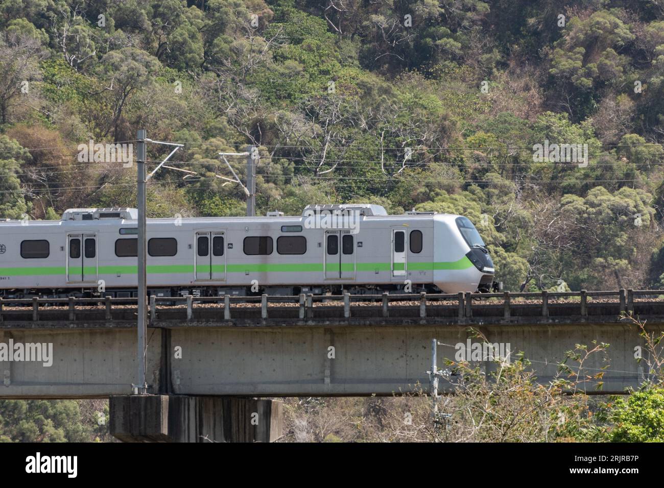 Silver train countryside hi-res stock photography and images - Alamy