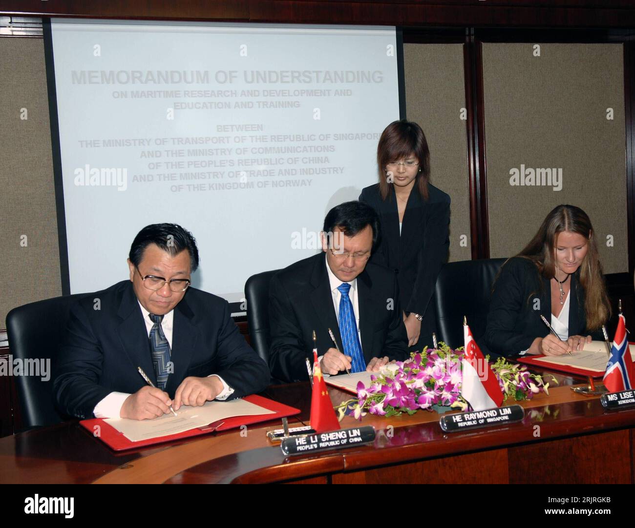 Raymond lim hi-res stock photography and images - Alamy