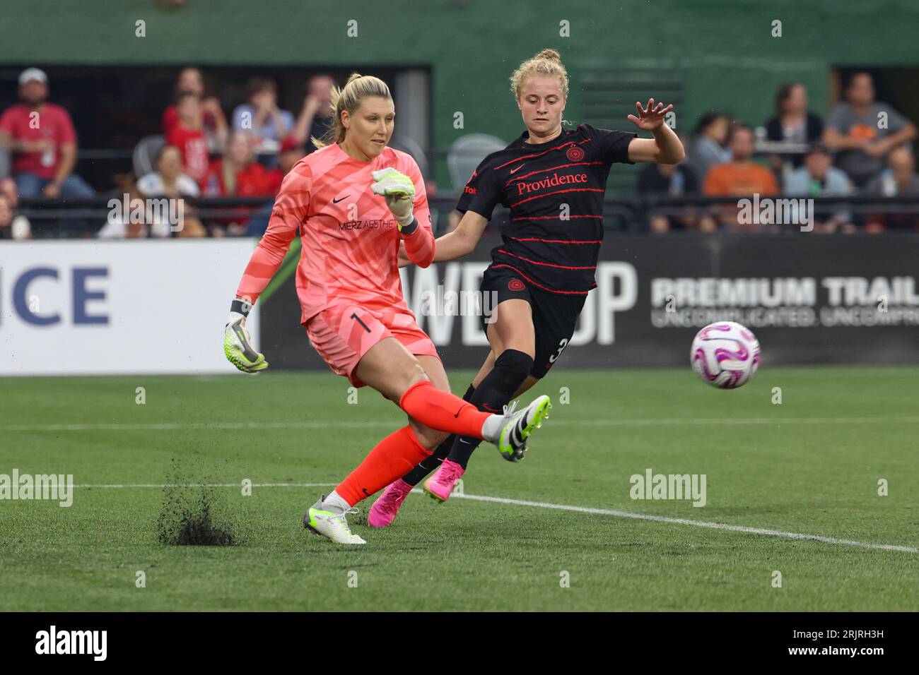 Casey murphy 1 hi-res stock photography and images - Alamy