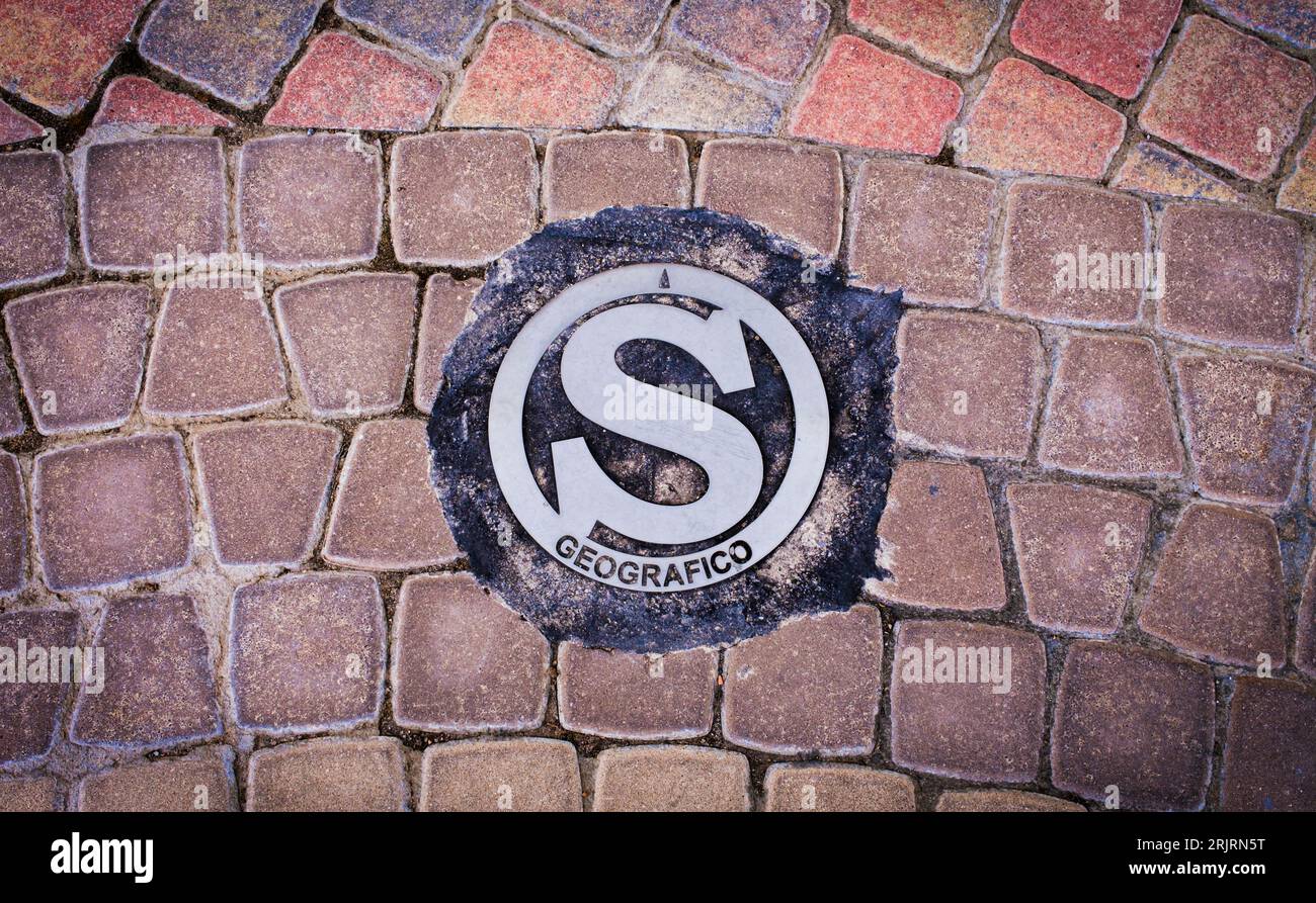 Geographic signs hi-res stock photography and images - Alamy