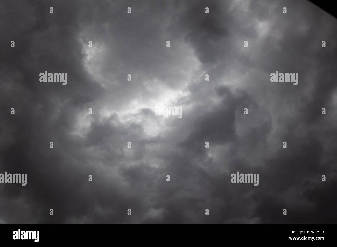 Dramatic dark clouds short before a thunderstorm and heavy rain Stock ...