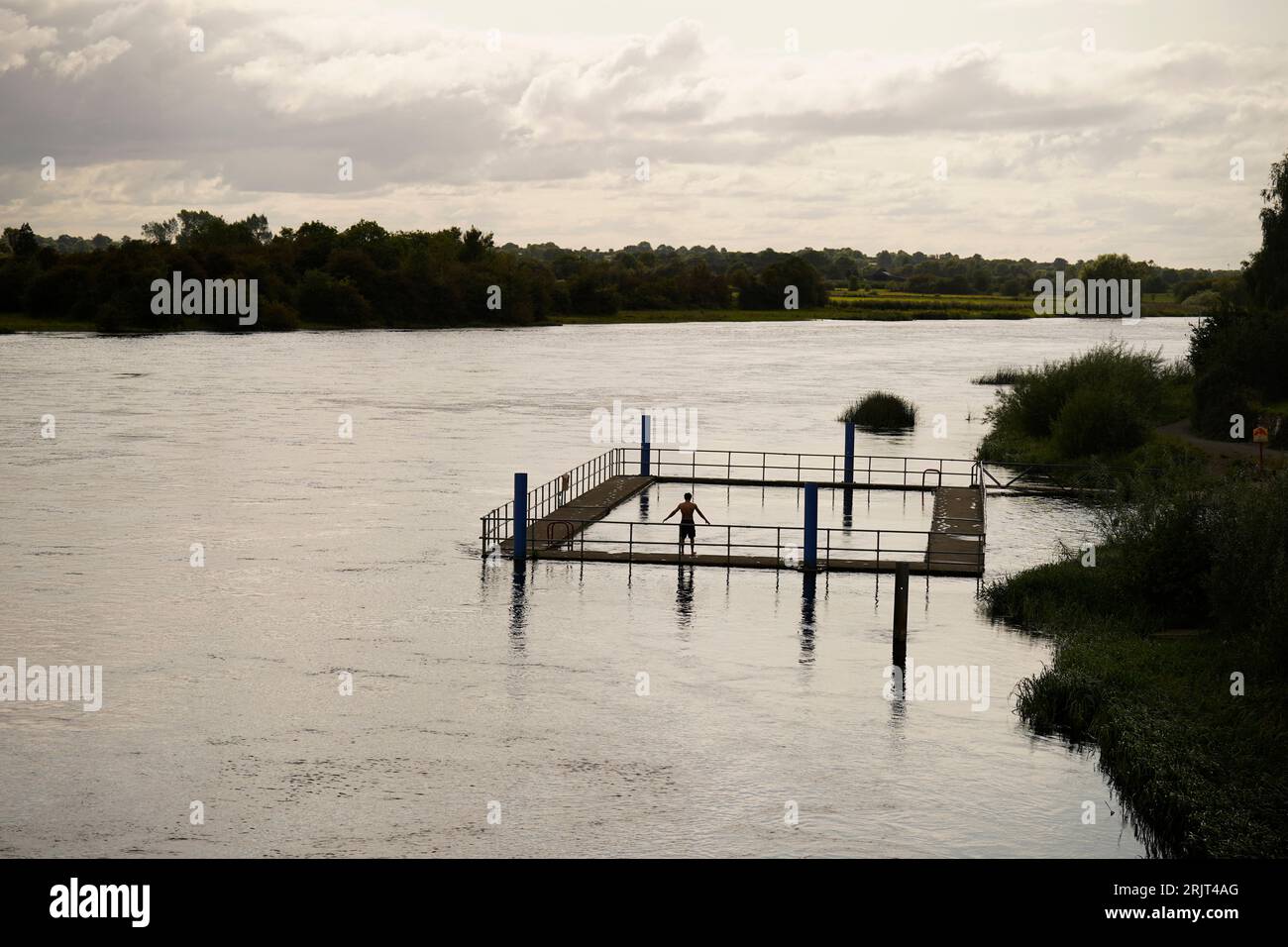 Outdoor pool shannon hi-res stock photography and images - Alamy