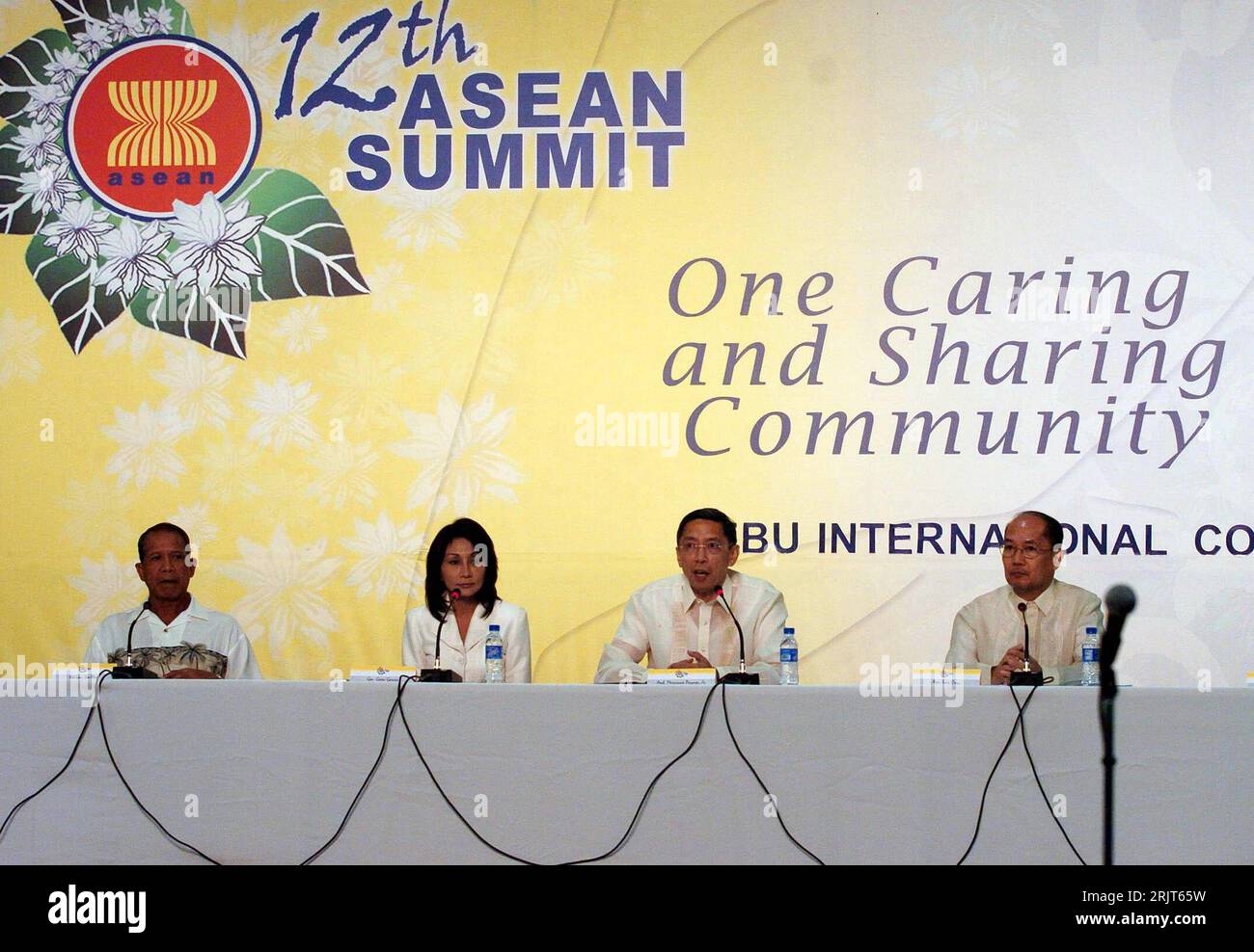 Asean logo hi-res stock photography and images - Alamy