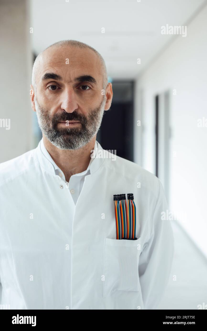 Computer scientist image hi-res stock photography and images - Alamy