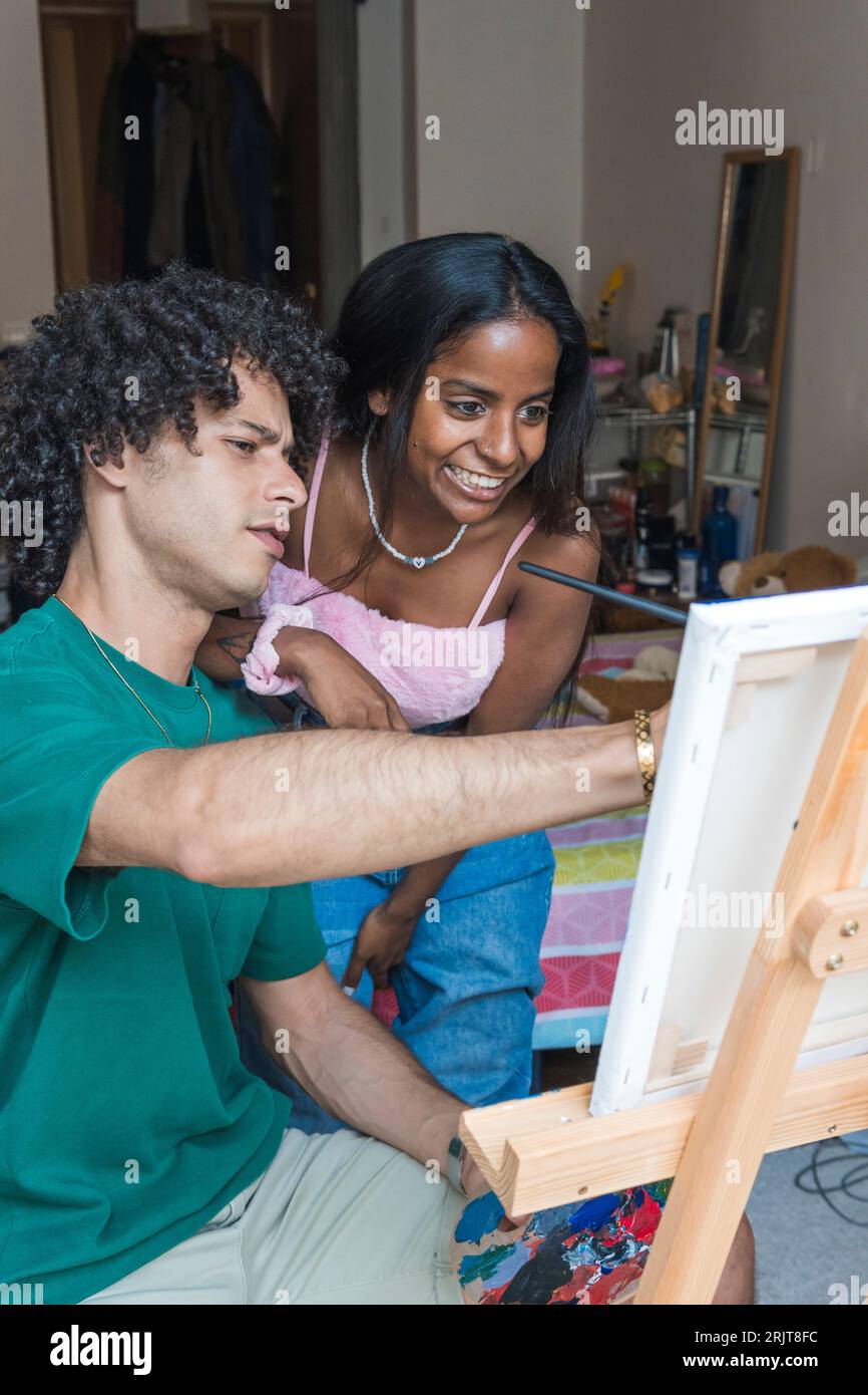 Man woman artist couple drawing hi-res stock photography and images - Alamy