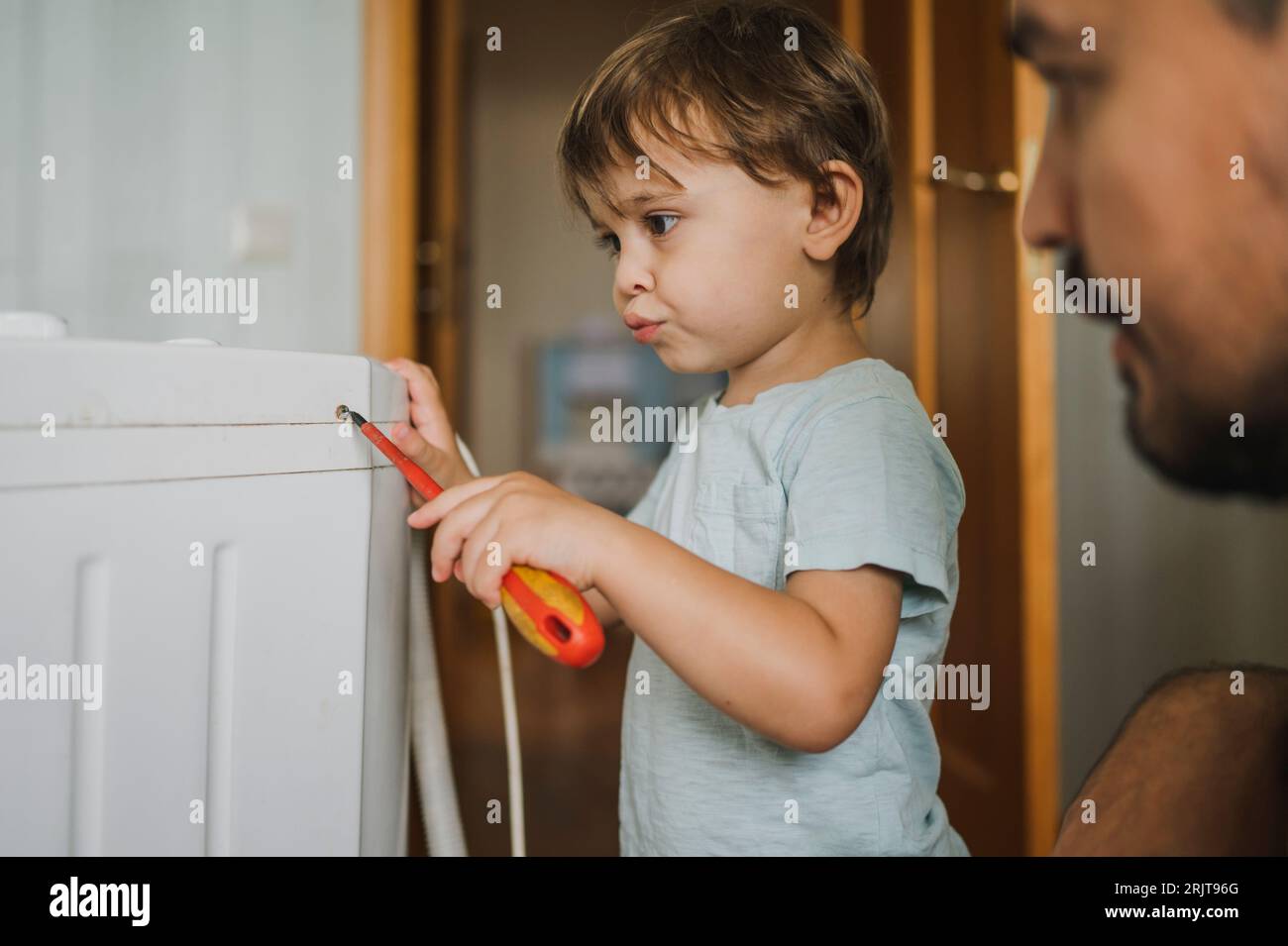 Washing machine 2 hi-res stock photography and images - Alamy