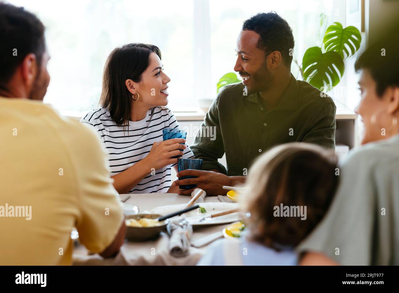 Dining discussion hi-res stock photography and images - Alamy