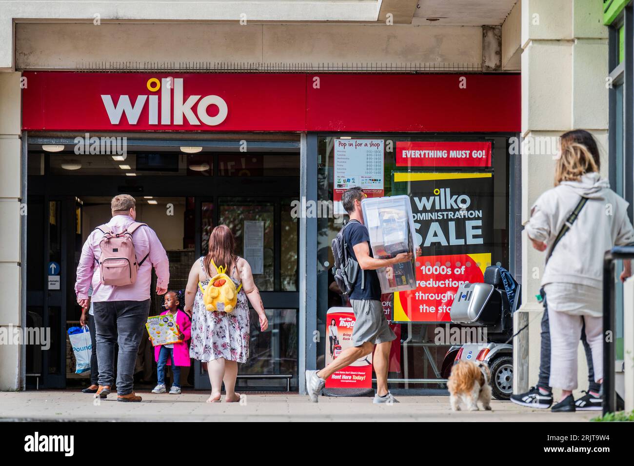 The Wilko homewares chain goes in to administration and the Worthing ...