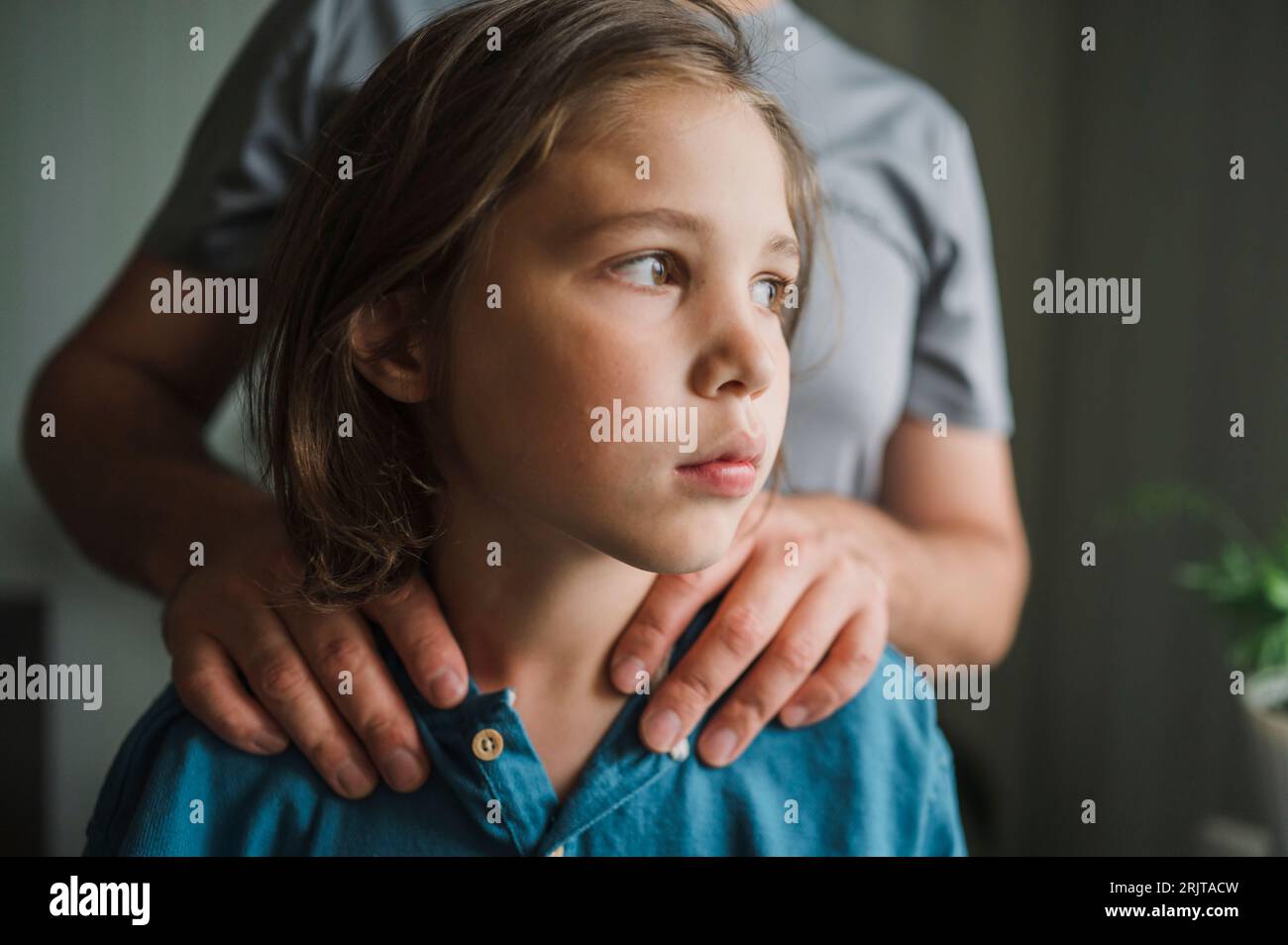 Father and son thinking hi-res stock photography and images - Alamy