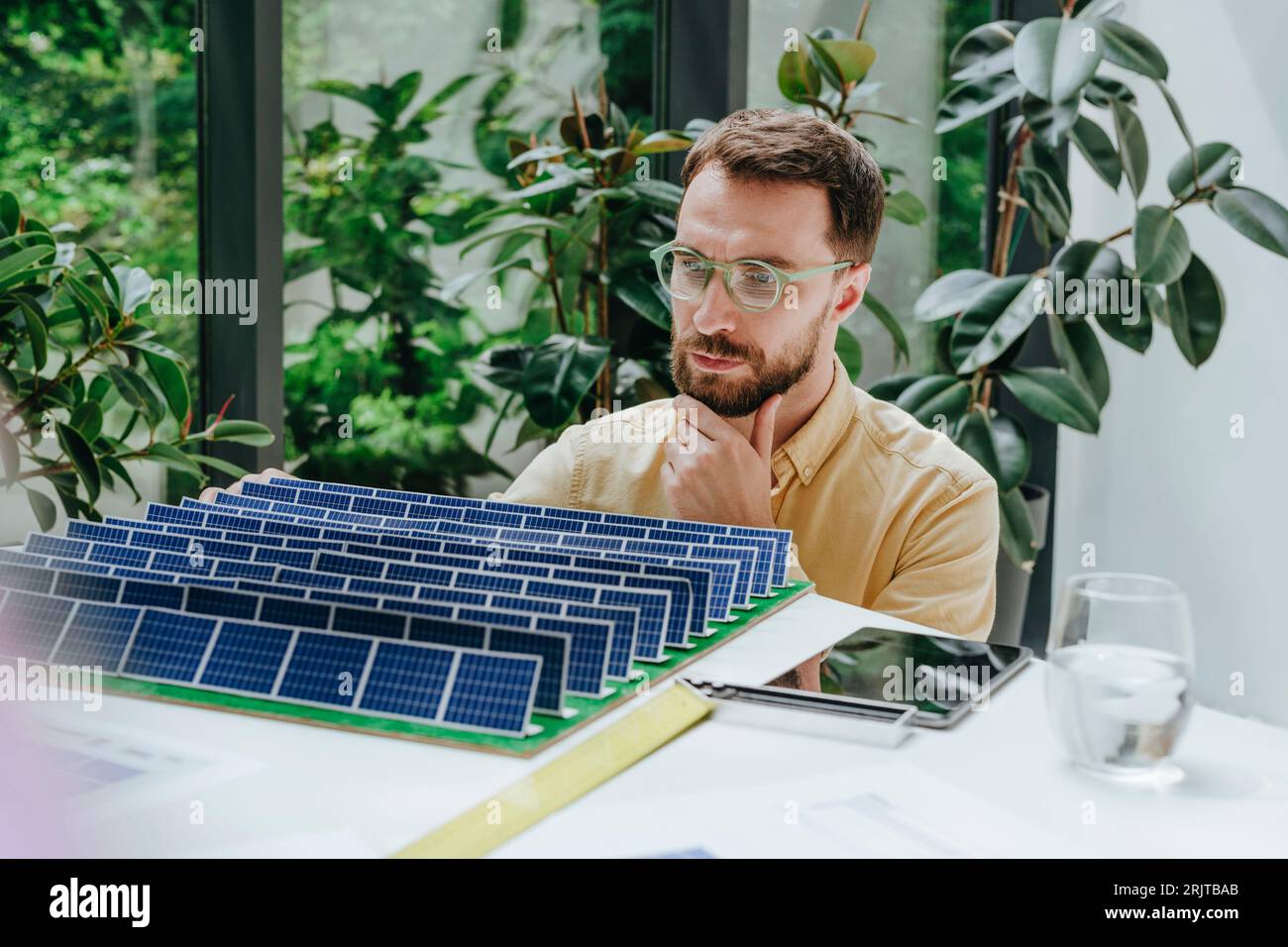 Working power station model hi-res stock photography and images - Alamy