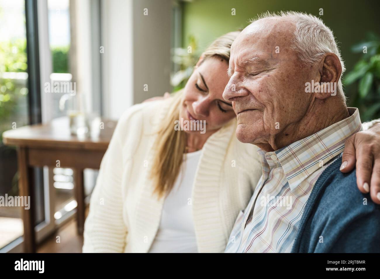 Old men care home hi-res stock photography and images - Alamy