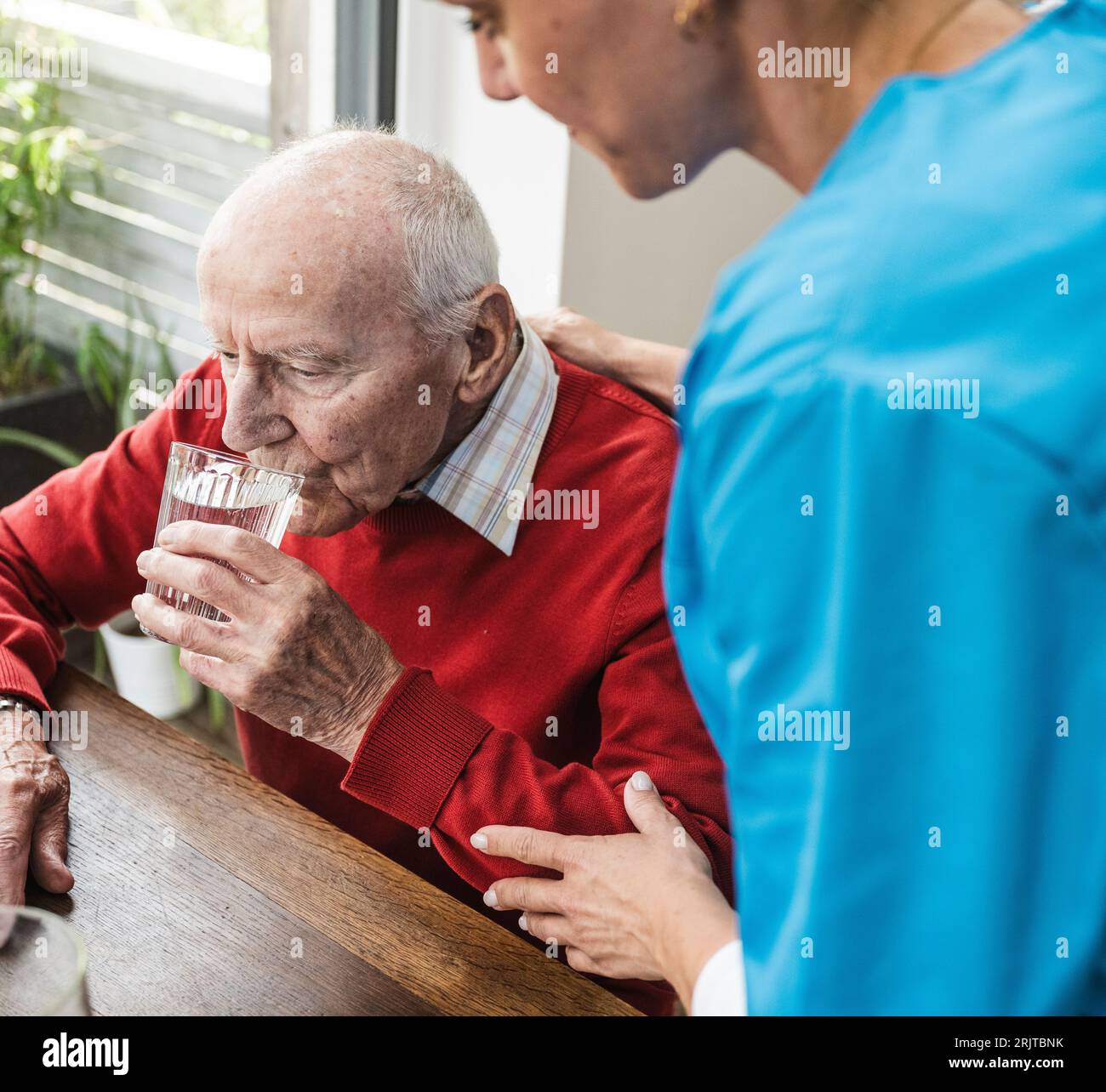 Old age care nurse hi-res stock photography and images - Alamy