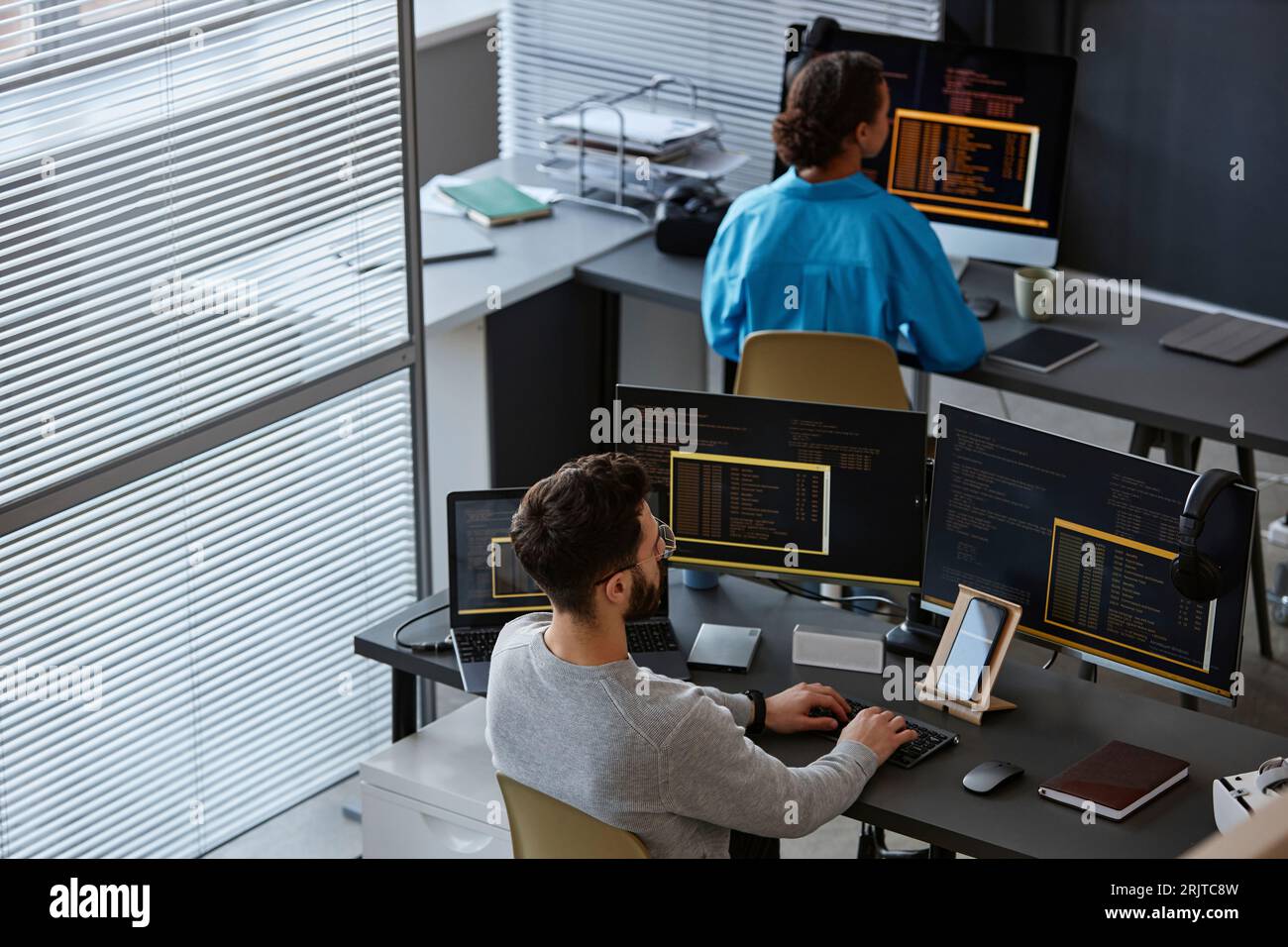 Professional colleague hi-res stock photography and images - Alamy