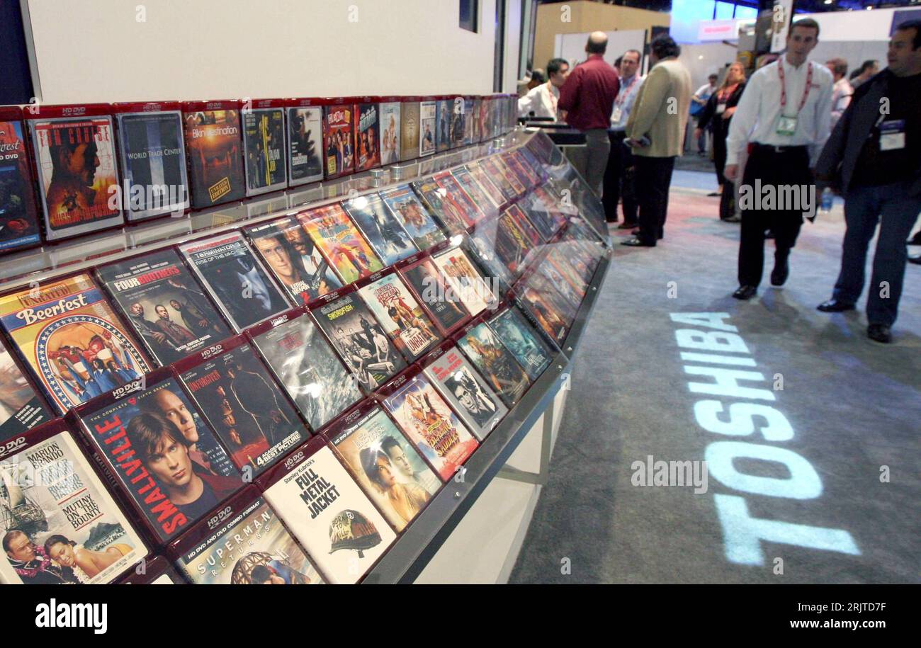 Dvd logos hi-res stock photography and images - Alamy