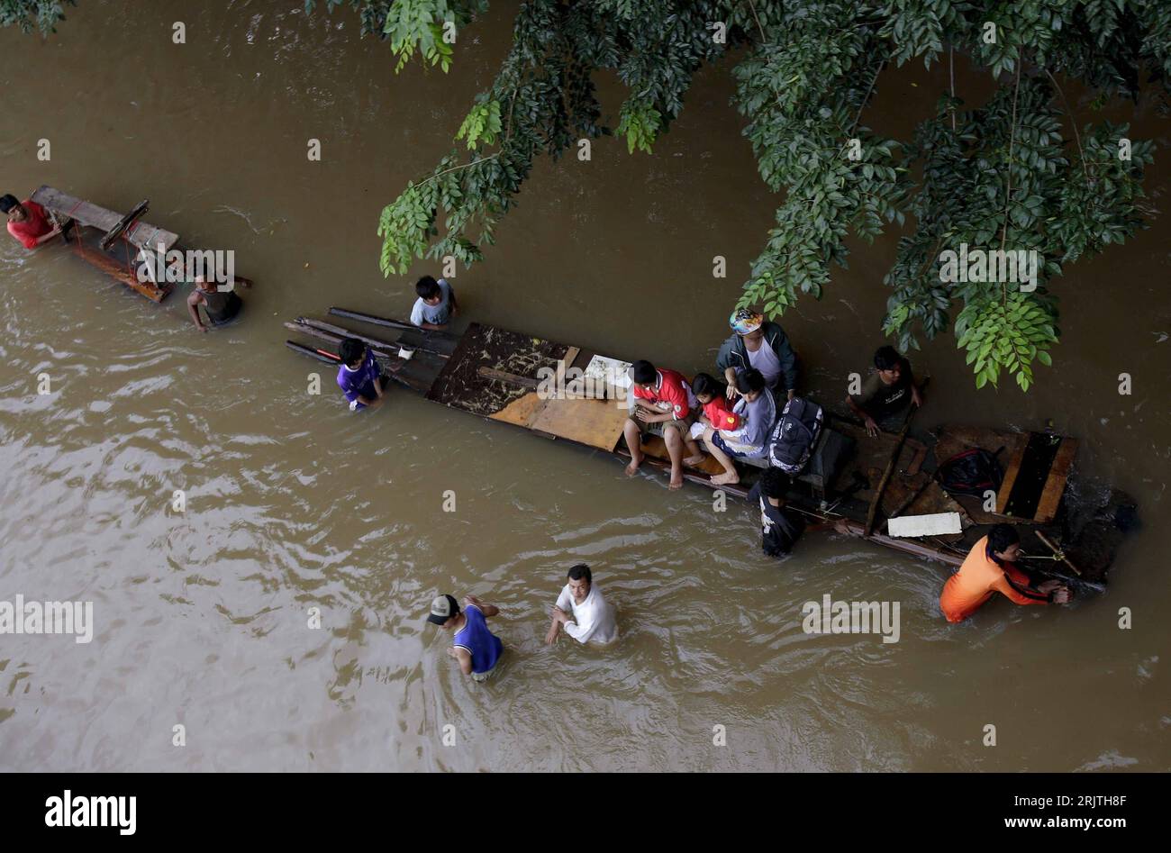 Hochwasser treiben hi-res stock photography and images - Alamy