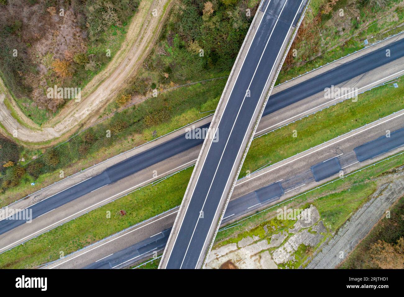 Elevated highway overpass in hi-res stock photography and images - Alamy