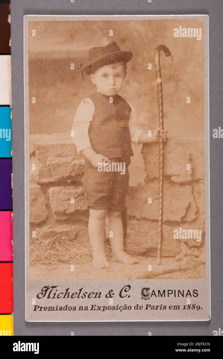 Menino Anônimo (14) by Julius Nickelsen Stock Photo - Alamy