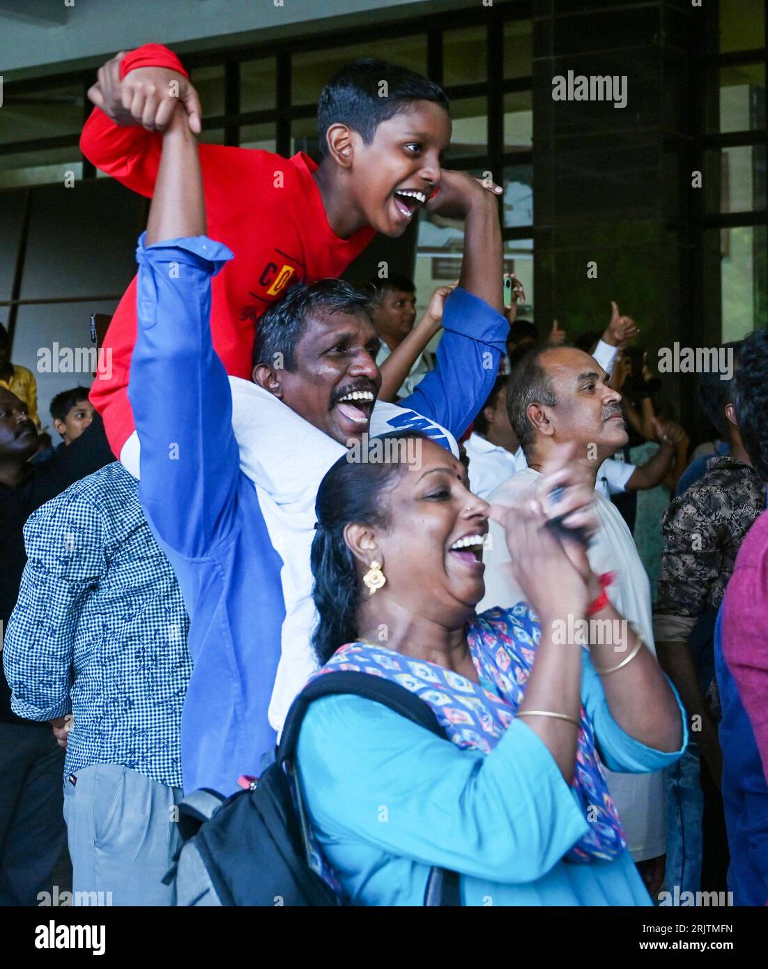 Chennai, India. 23rd Aug, 2023. In Chennai People are watching ...