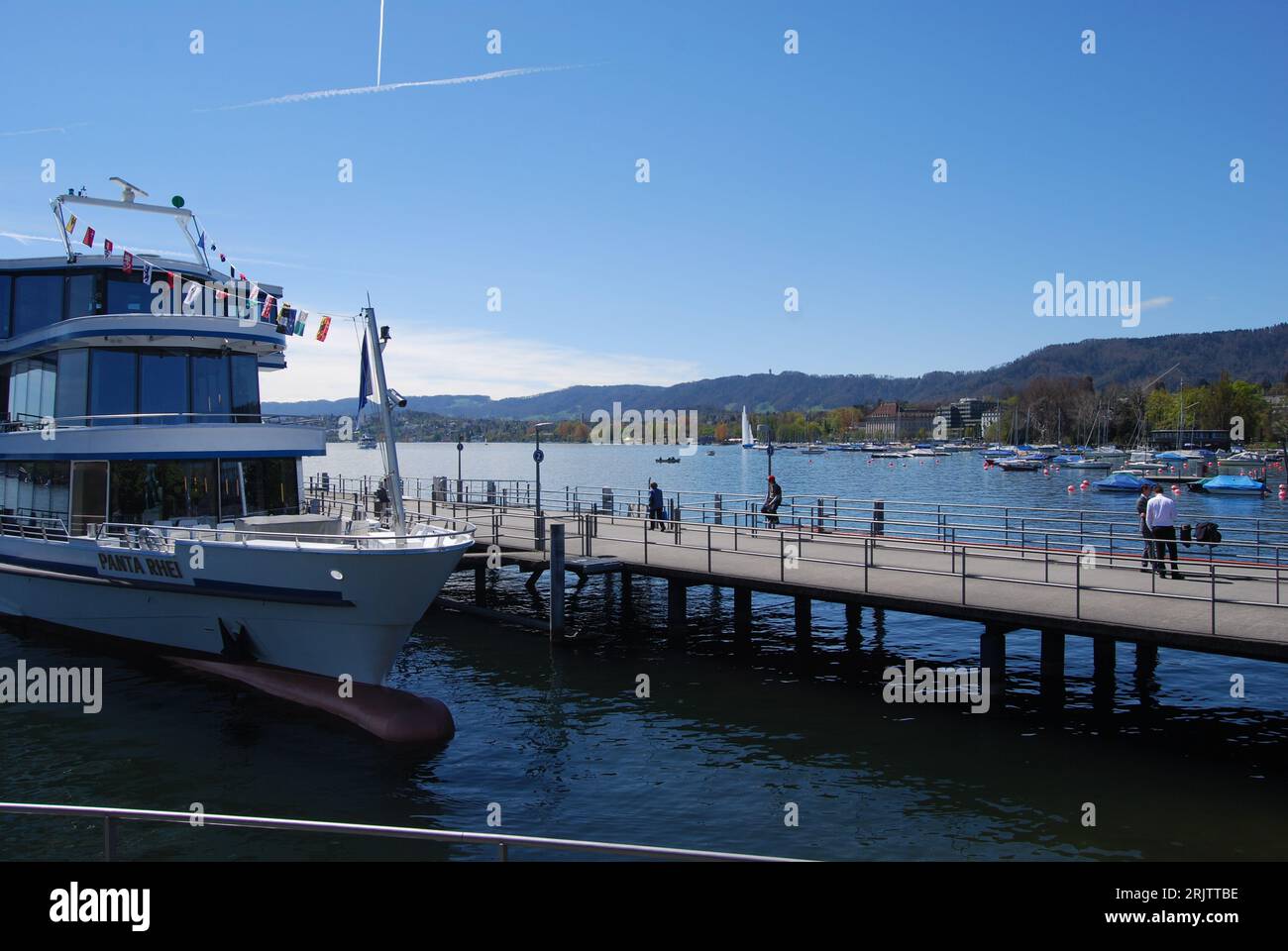 Panoramic view of the zurich lake hi-res stock photography and images ...