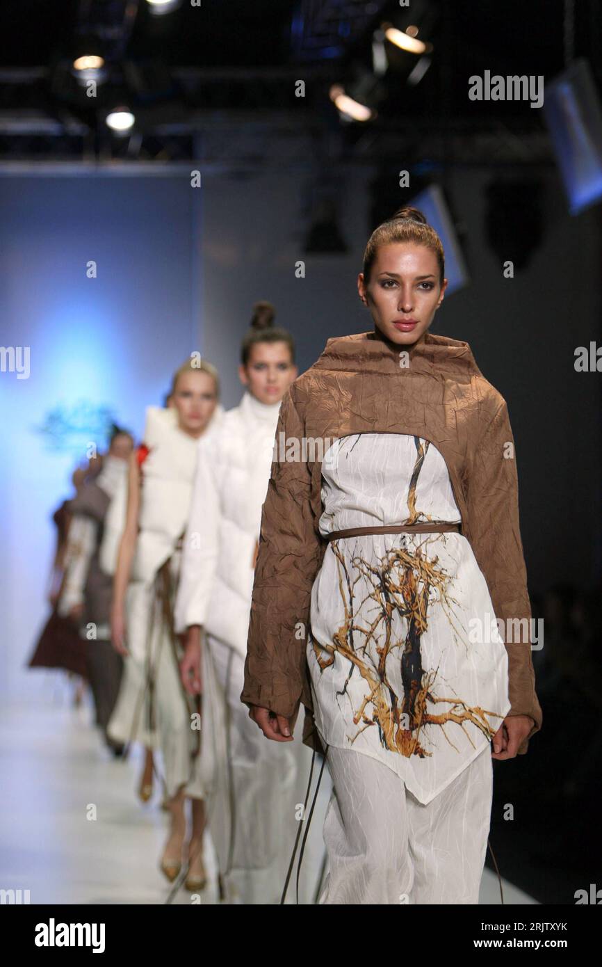 Russian fashion models hi-res stock photography and images - Alamy