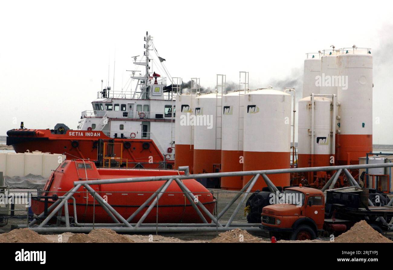 Flussiggastank hi-res stock photography and images - Alamy