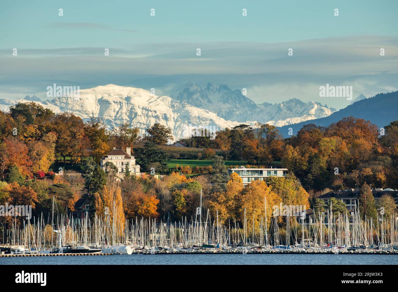 Mont Blanc and the Alps from Lake Geneva, Lac Leman, Geneva, Switzerland Stock Photo - Alamy