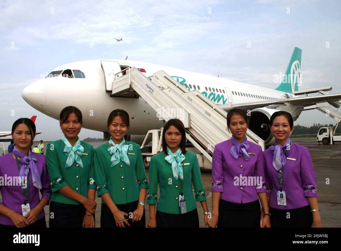 Stewardessen hi-res stock photography and images - Alamy