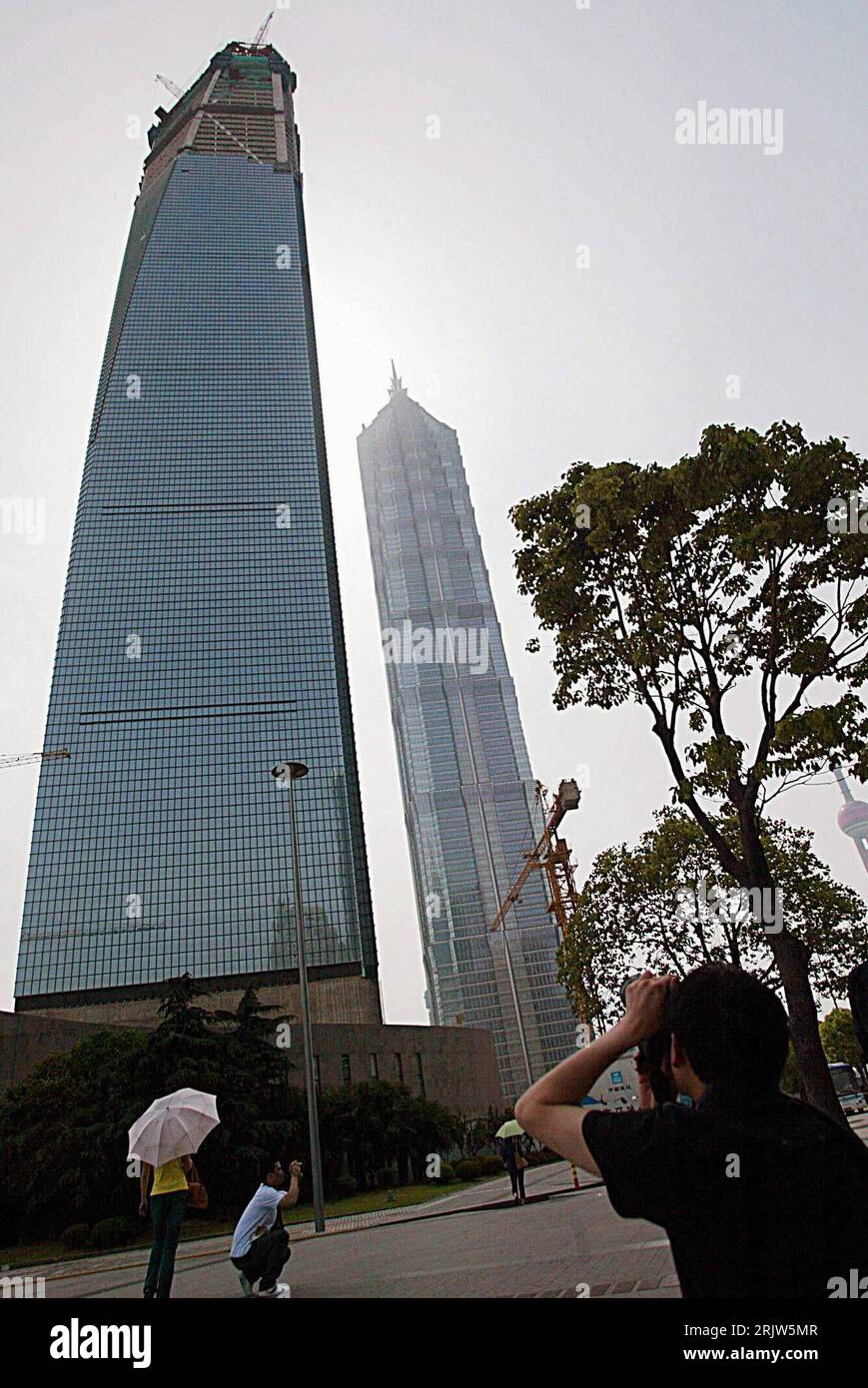 China das shanghai world financial center hi-res stock photography and ...