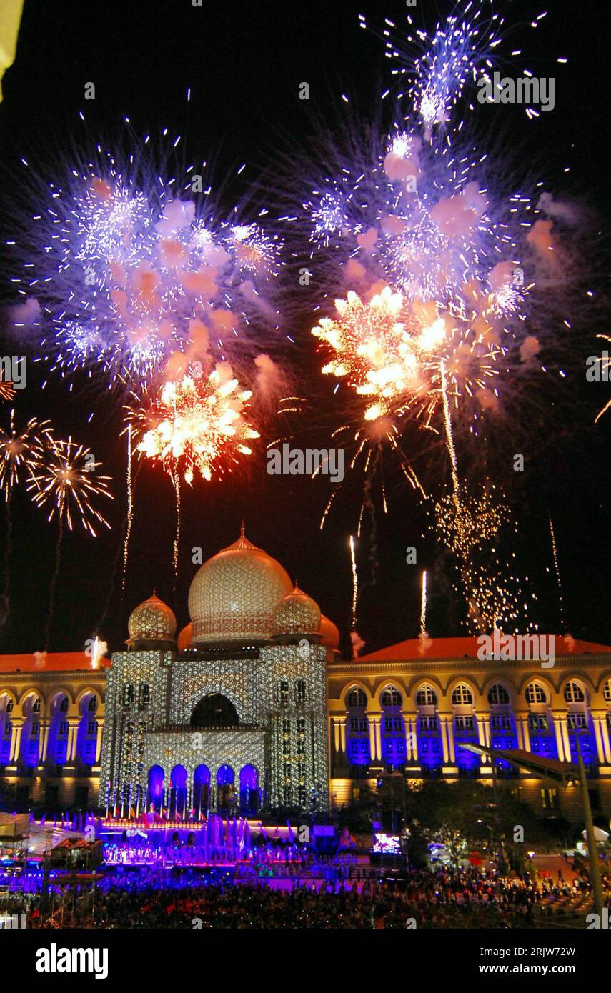 Putrajaya landschaft hi-res stock photography and images - Alamy