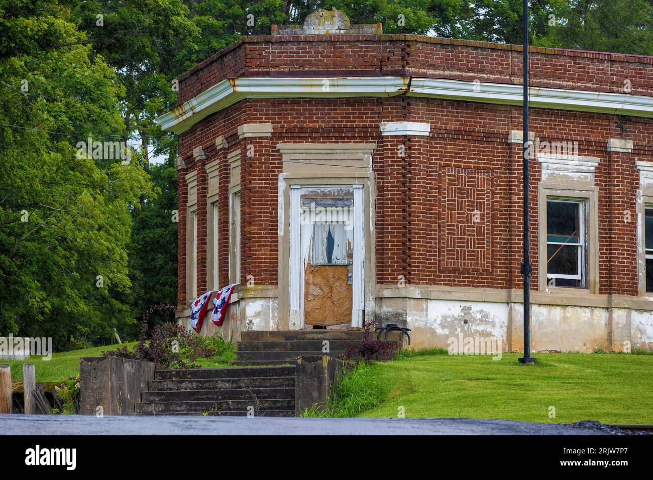 Chuckey, Tennessee, USA - August 6, 2023: Built around 1929 this old ...