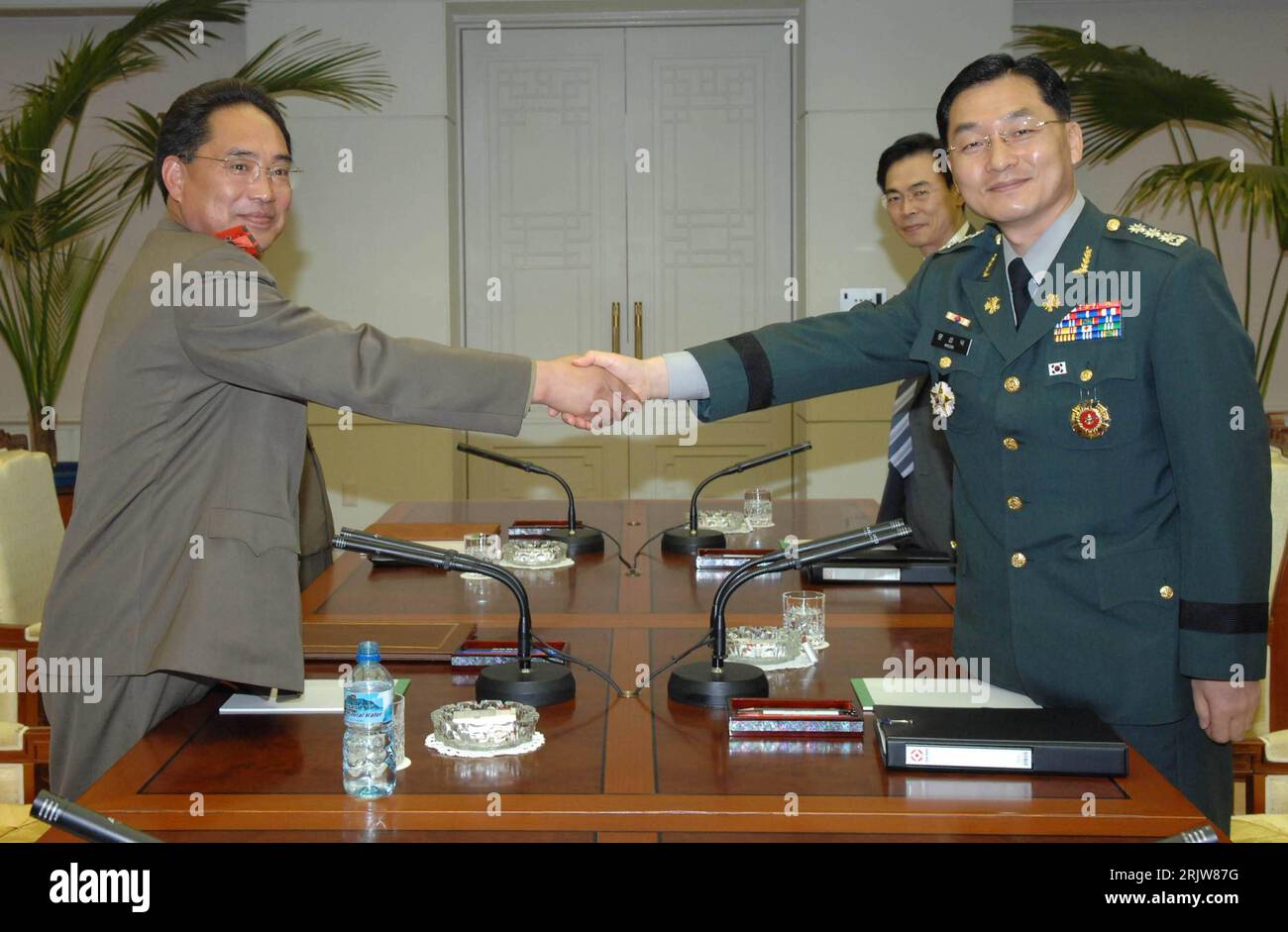Nordkorea südkorea hi-res stock photography and images - Alamy