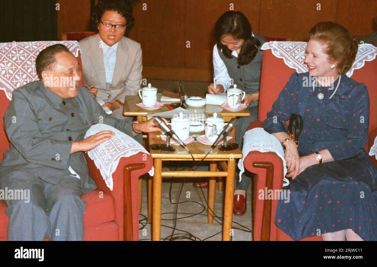 Deng Xiaoping (li., CHN) und Premierministerin Margaret Thatcher (GBR ...