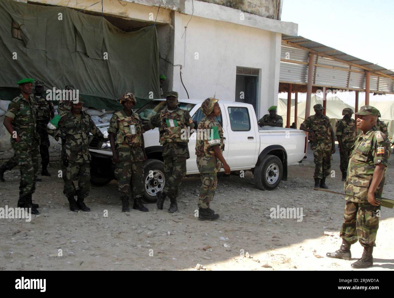 Afrikanische soldaten hi-res stock photography and images - Alamy