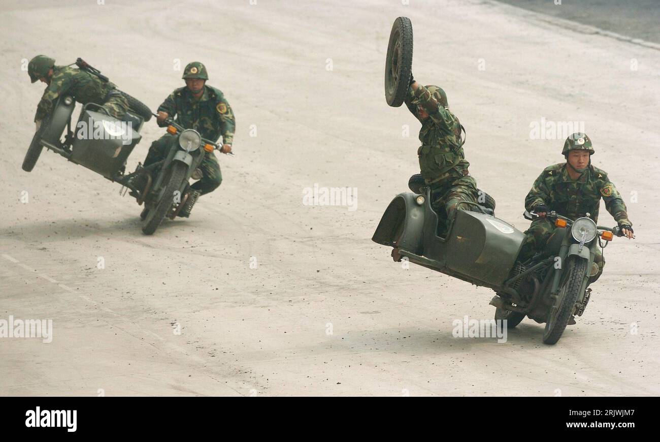 Motorrad beiwagen hi-res stock photography and images - Alamy