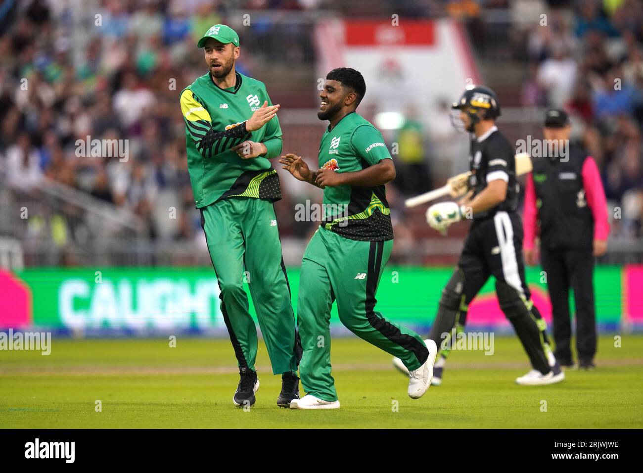 Southern Braves' Rehan Ahmed (centre) celebrates with James Vince after ...