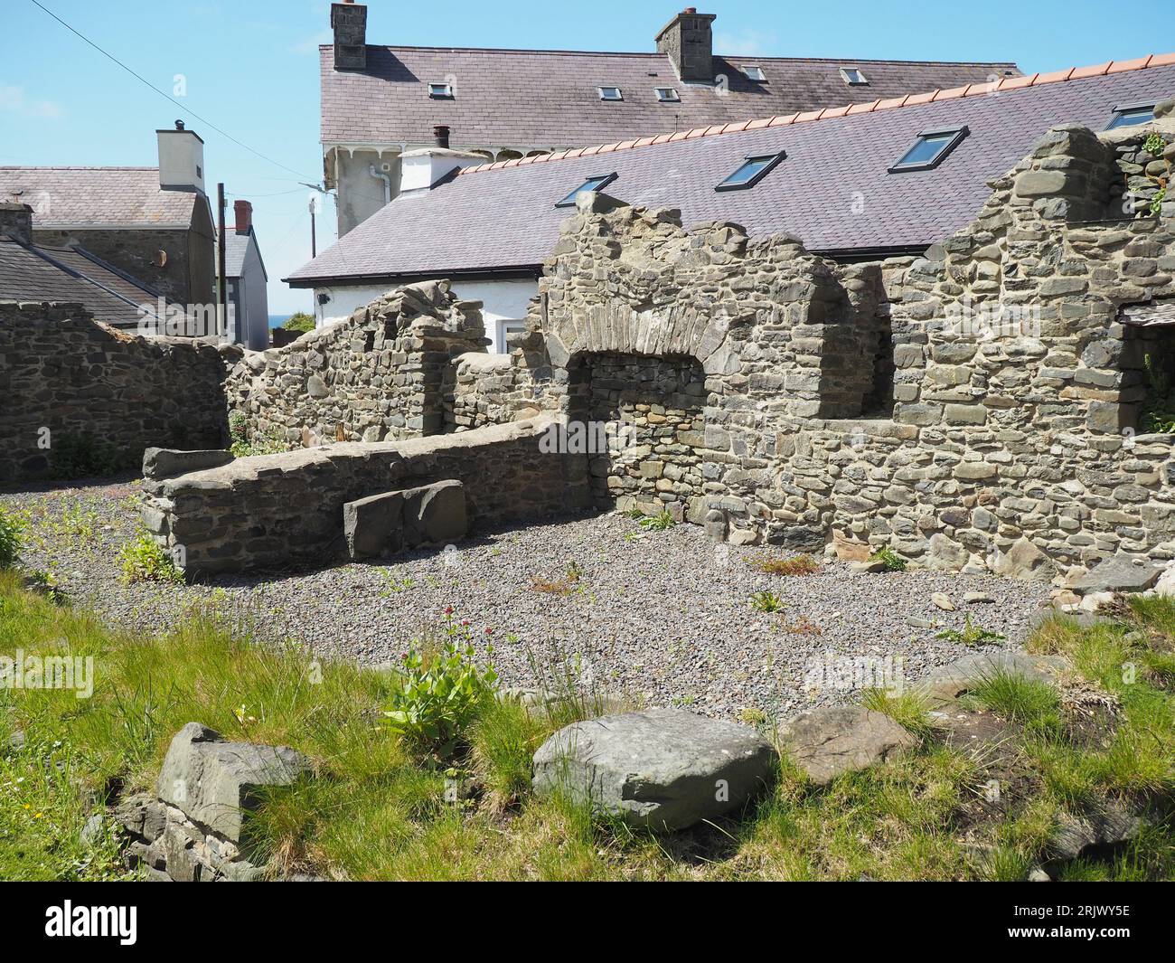 Tudor hall hi-res stock photography and images - Alamy