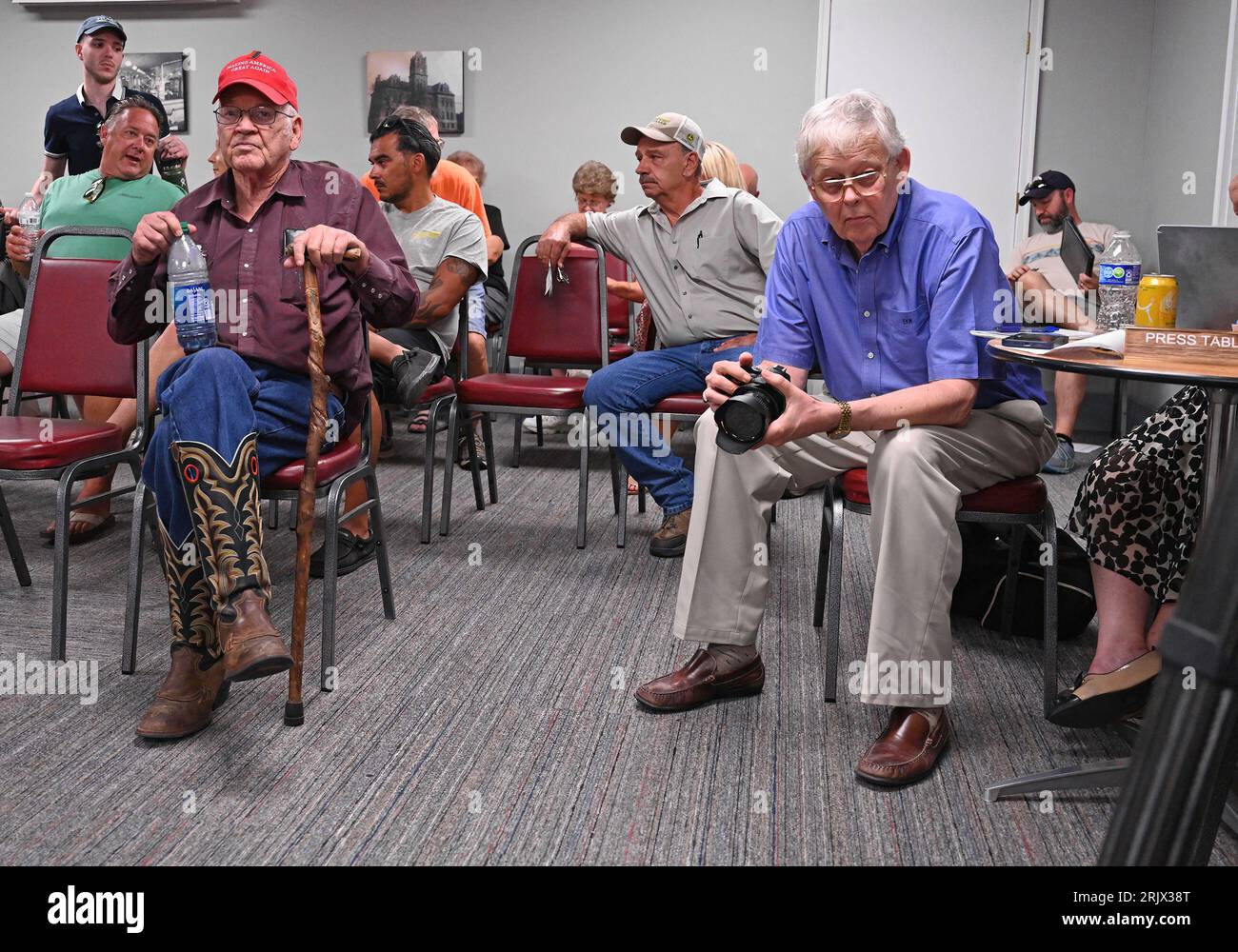 Marion lloyd hi-res stock photography and images - Alamy