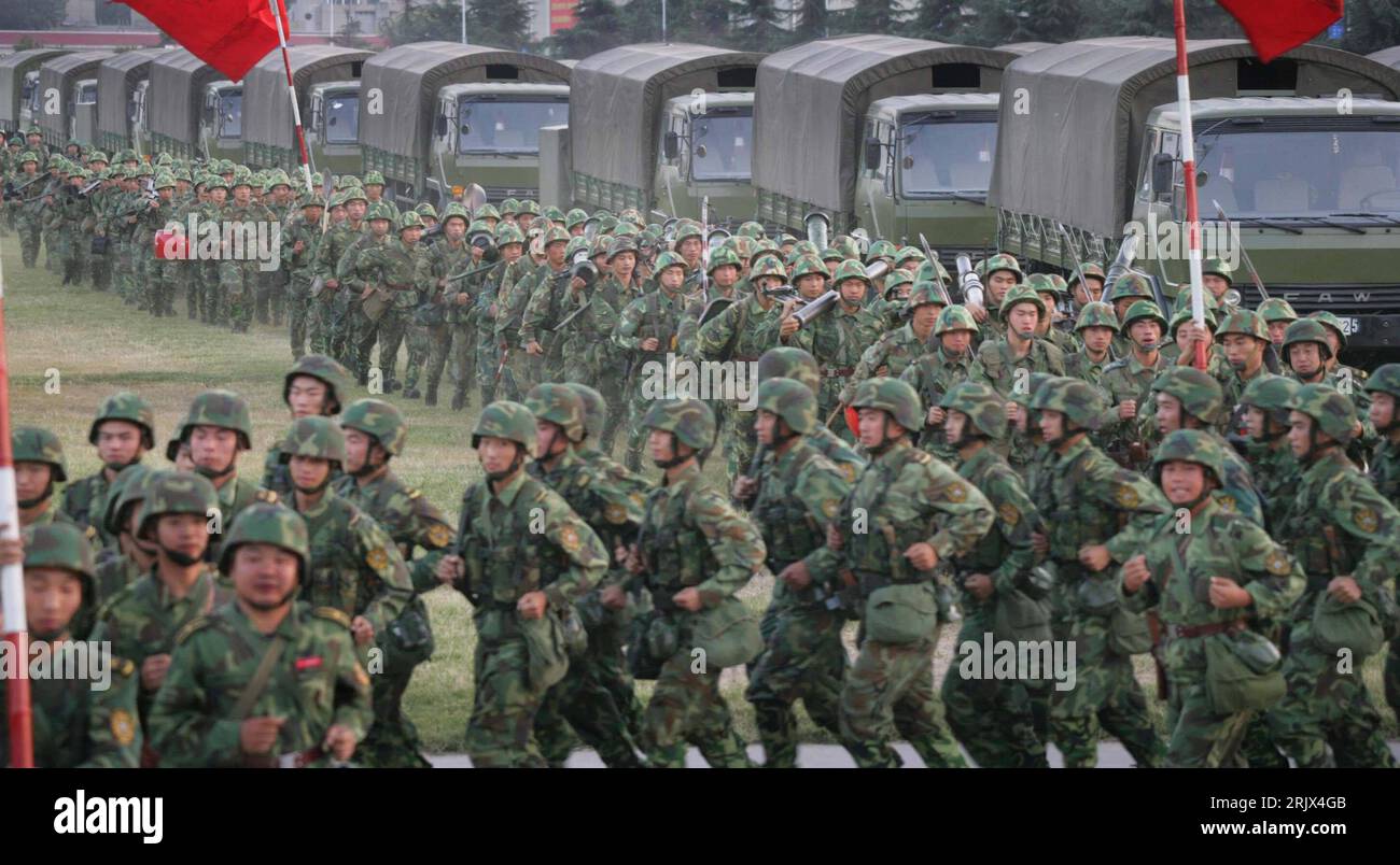 Peoples liberation army pla hi-res stock photography and images - Alamy