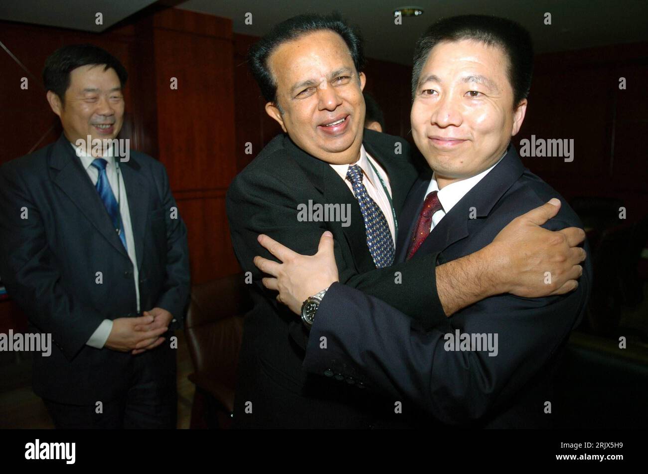 Madhavan 2007 hi-res stock photography and images - Alamy