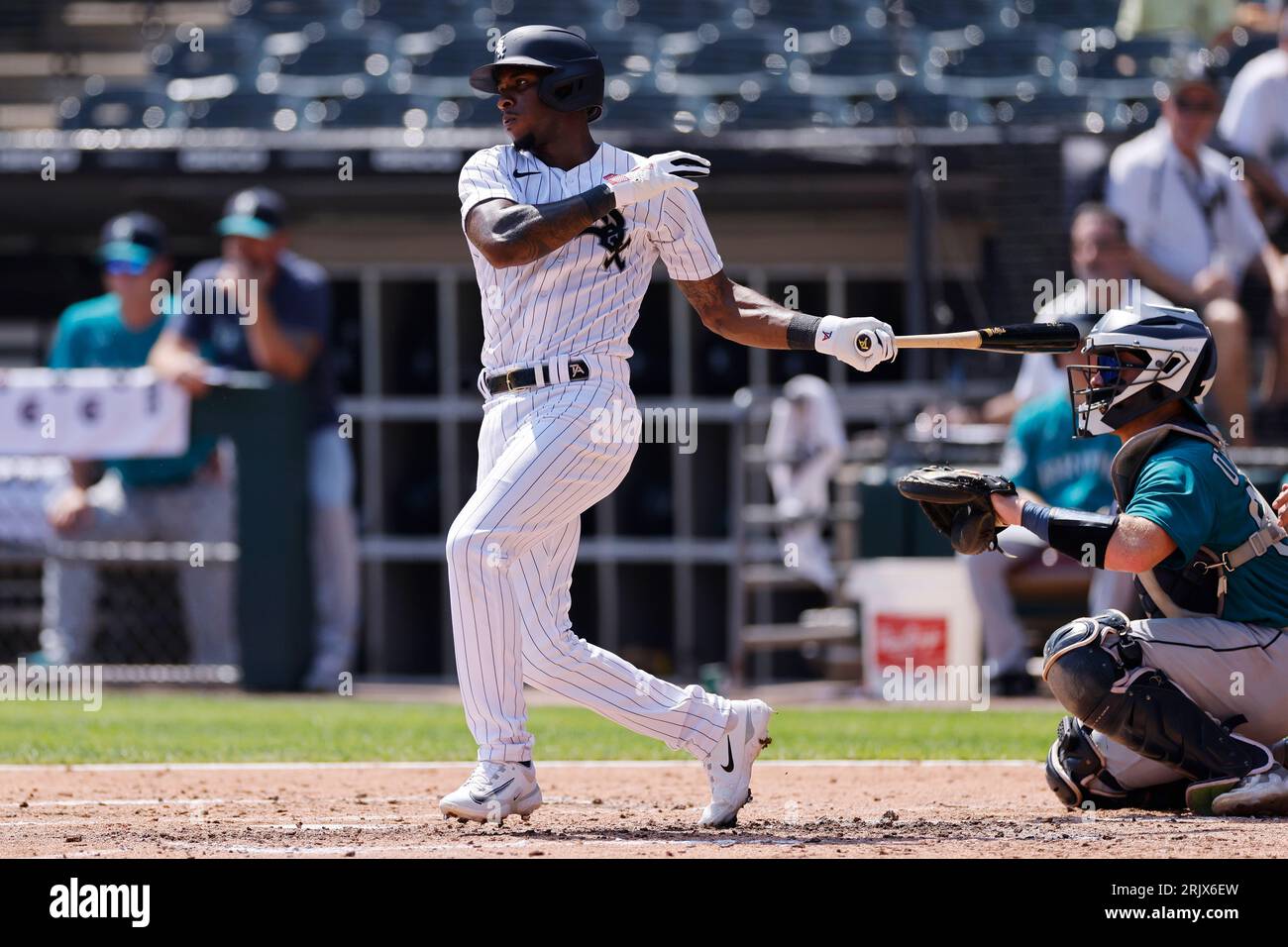 CHICAGO, IL - AUGUST 23: Chicago White Sox shortstop Tim Anderson (7 ...