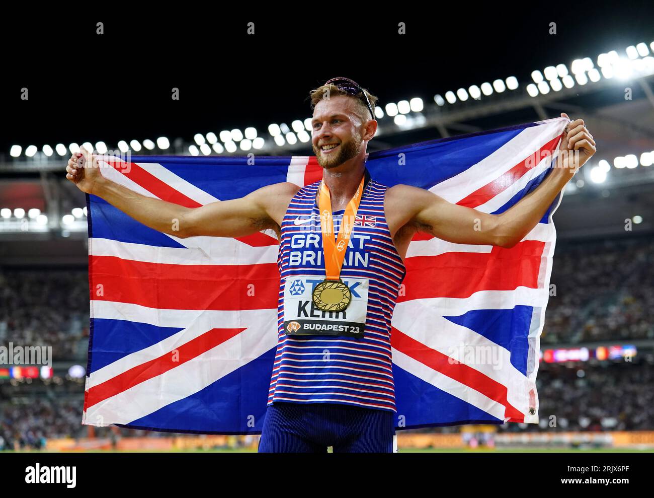 Great Britain's Josh Kerr celebrates after winning gold in the Men's ...