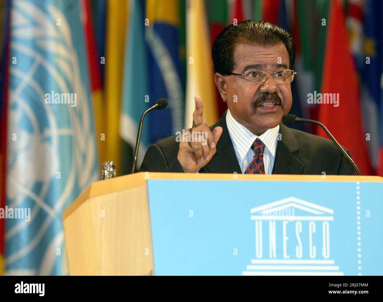 Oma logos hi-res stock photography and images - Alamy