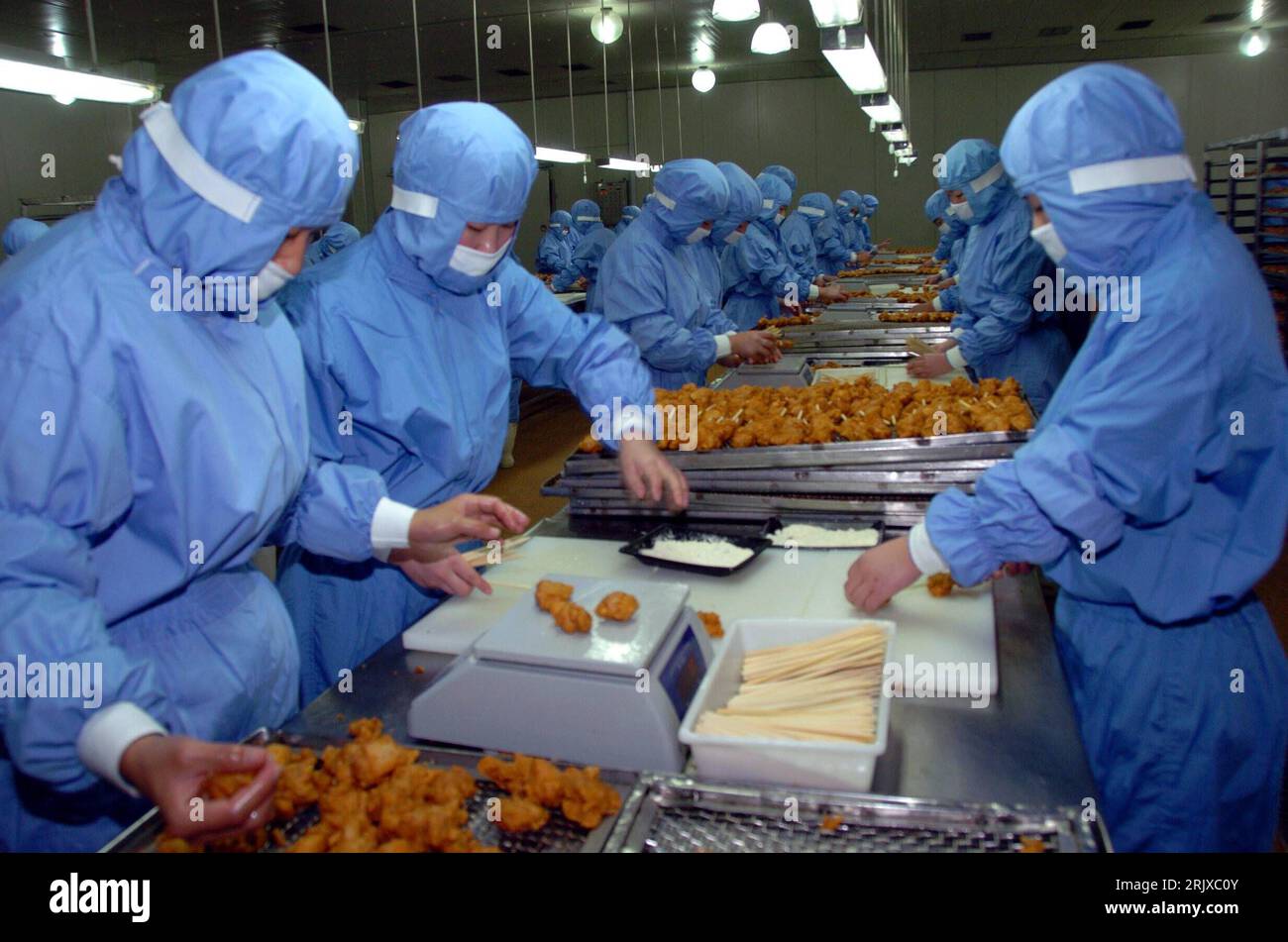 Arbeiterinnen und arbeiter hi-res stock photography and images - Alamy