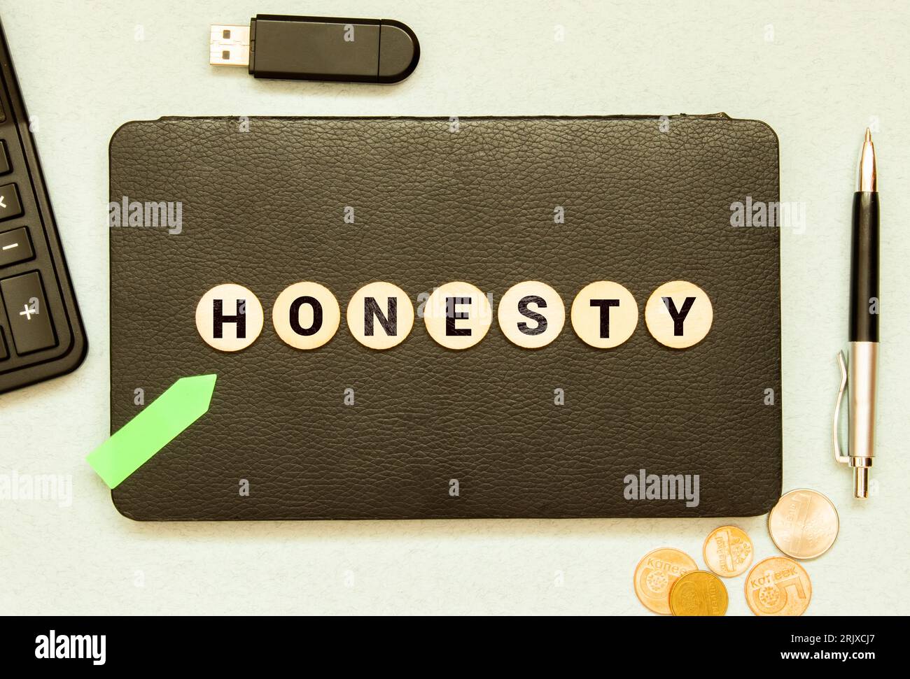 honesty word written on wood block. honesty text on table, concept ...
