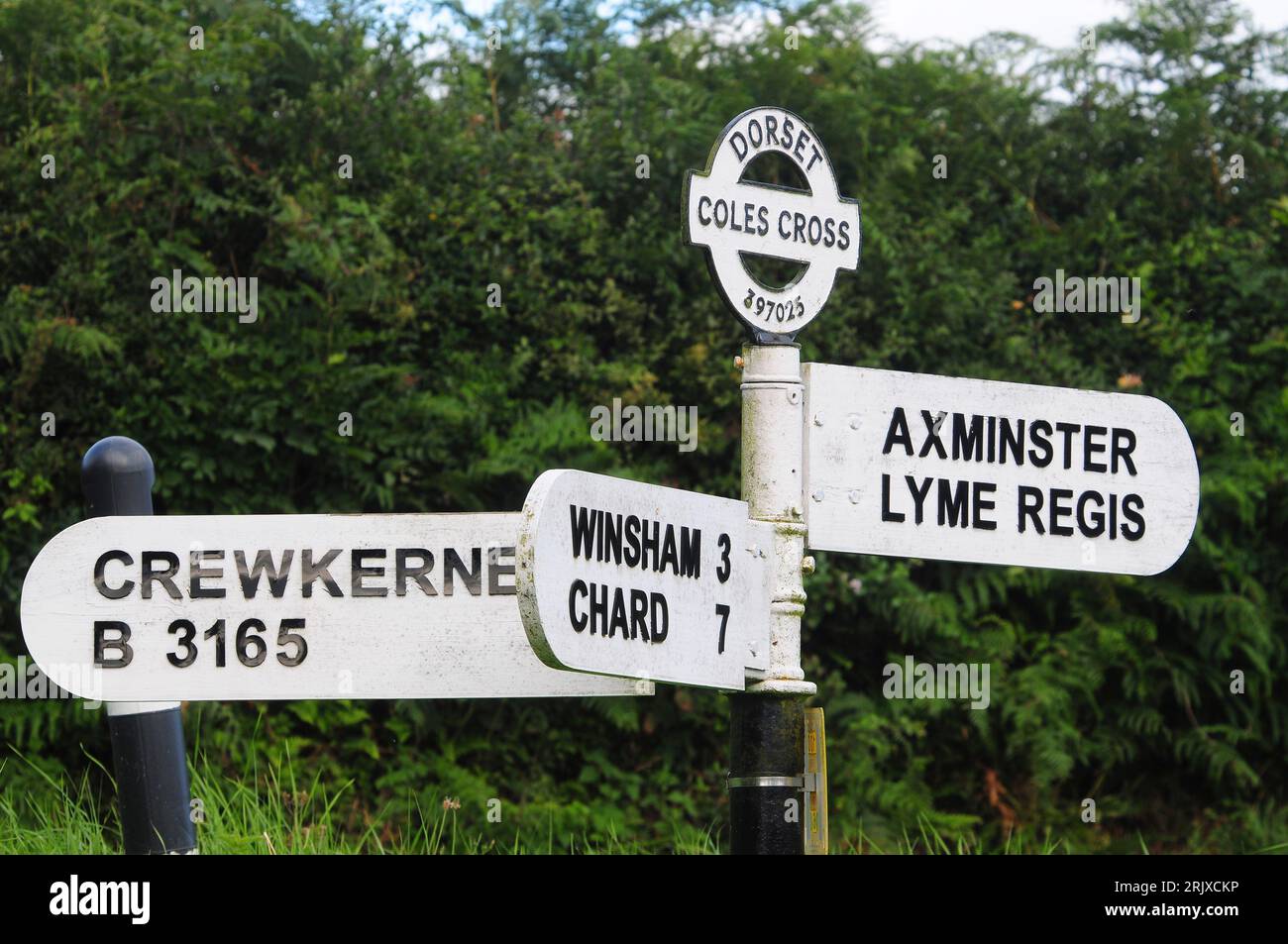 fingerpost or waymark sign ar Coles Cross, Dorset Stock Photo - Alamy