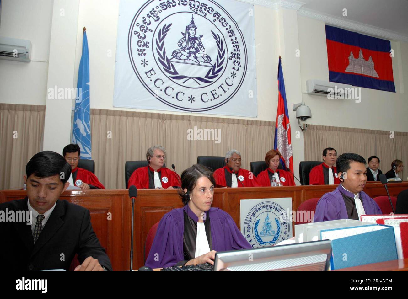 Rote khmer hi-res stock photography and images - Alamy