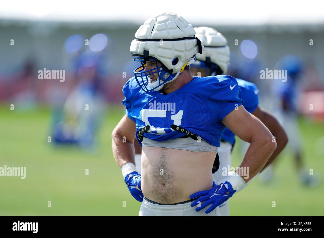 Los Angeles Rams linebacker Zach VanValkenburg warms up before facing ...